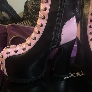 Current Mood | Shoes | Current Mood Made For Walking Platform Boots ...